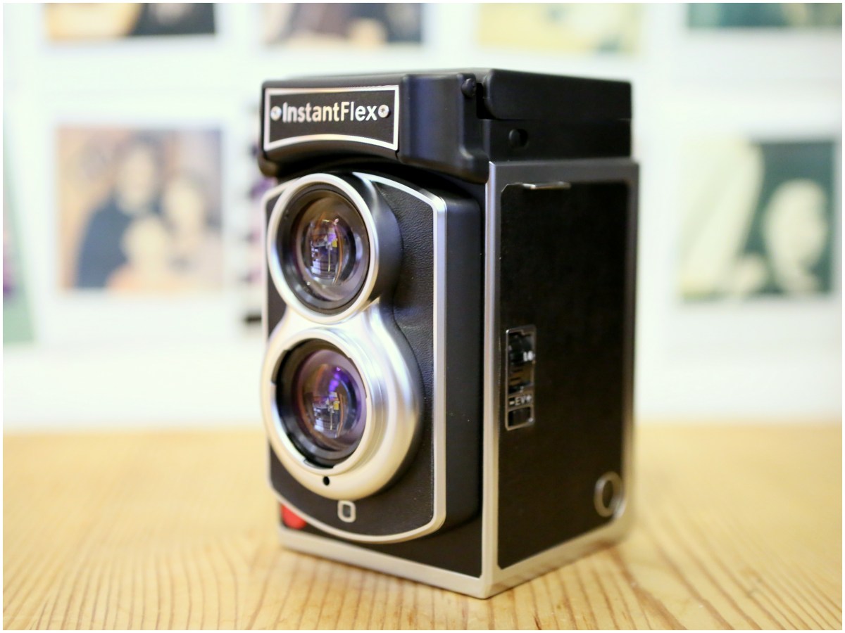 World’s First Twin-Lens Instant Camera – Mint InstantFlex TL70 | THE ...
